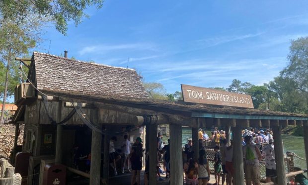 Is Visiting Tom Sawyer Island on Your Magic Kingdom Day Worth it?