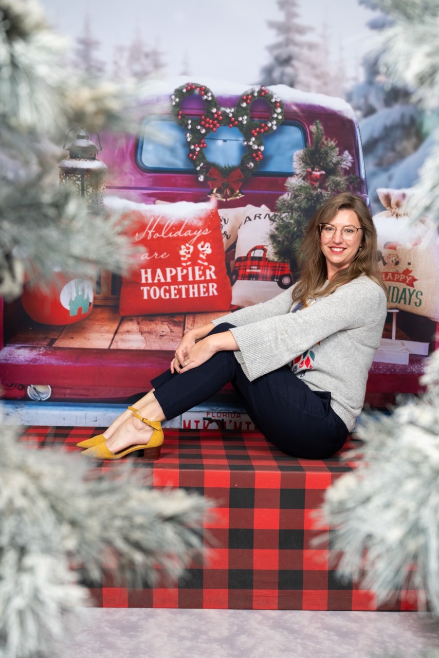 Get Your Holiday Photos In Disney Springs with PhotoPass! | The DIS
