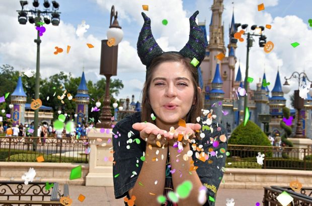 New Fall Disney PhotoPass Magic Shots Debut Friday in Magic Kingdom ...