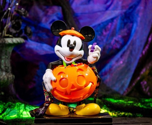 Disneyland Resort’s Halloween Time ’24 List of Food is Here! | The DIS