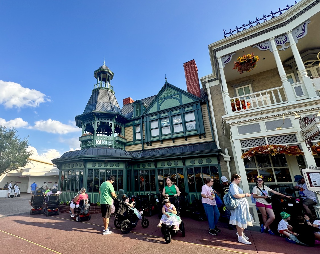 New Plaza Restaurant Facade Unveiled at Magic Kingdom | The DIS