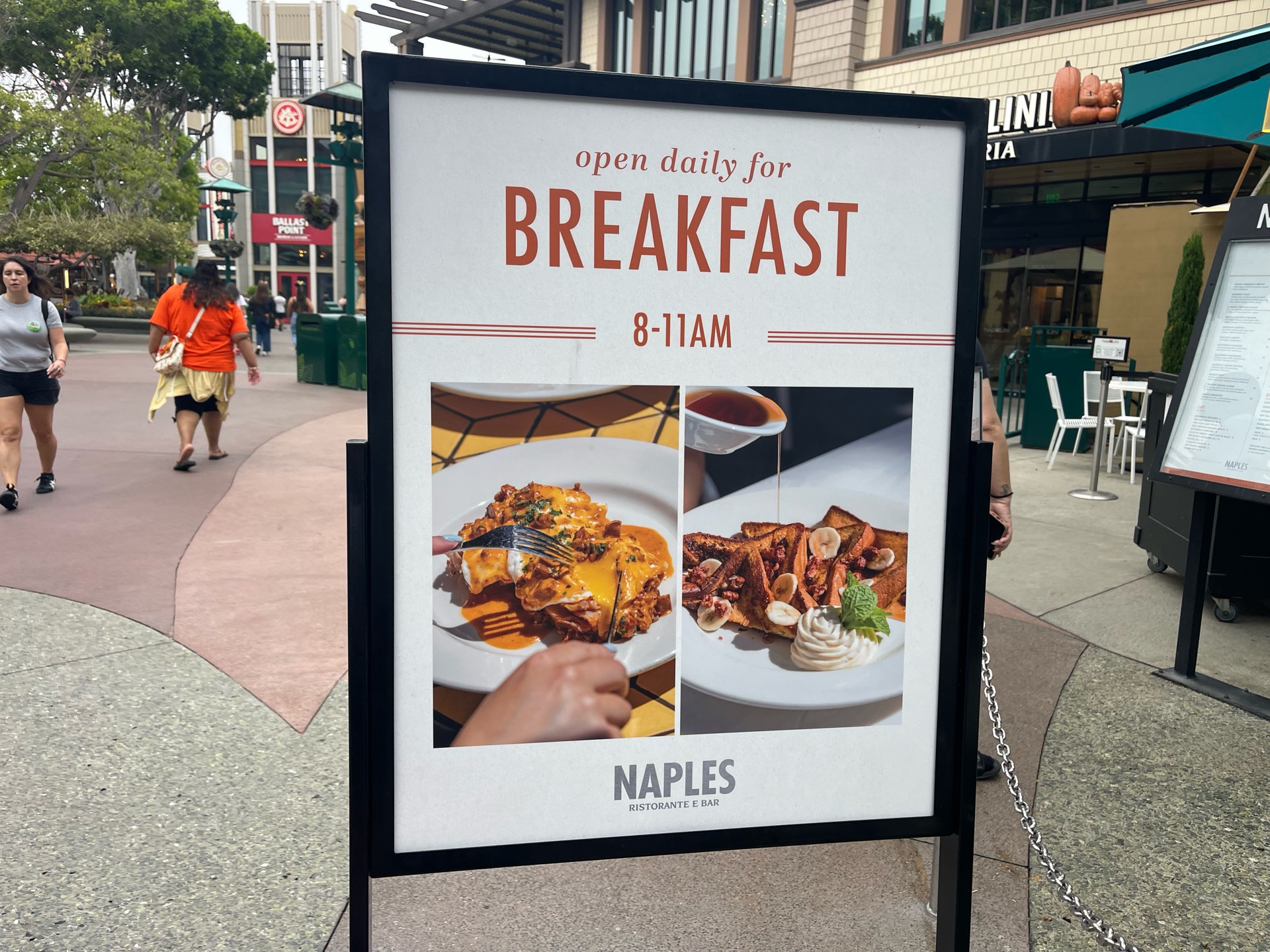 A Surprising Breakfast at the Disneyland Resort