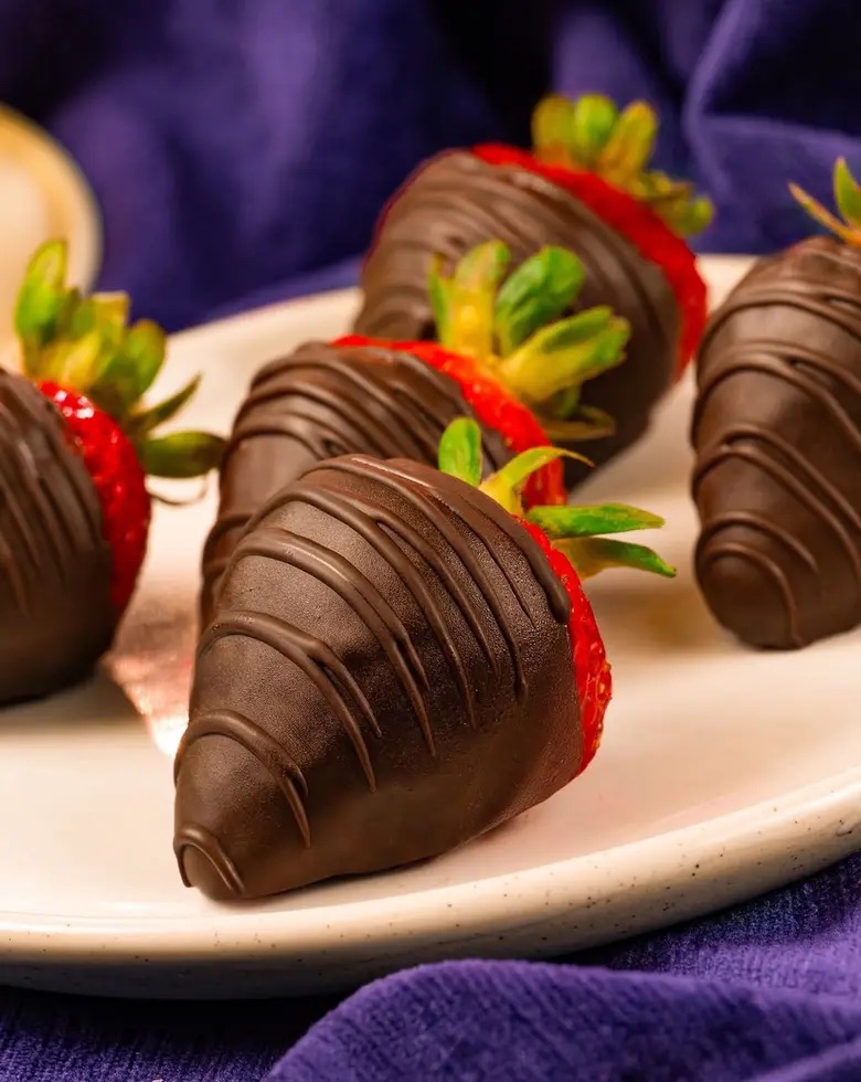 New Themed Treats Coming to Magic Kingdom Dessert Party | The DIS