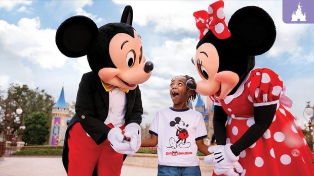 Walt Disney World Opens 2026 Holiday Season Bookings With Free Kids ...