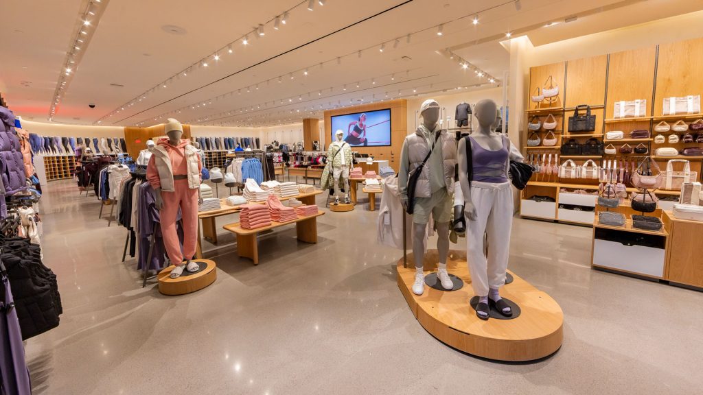 lululemon Opens Early in Downtown Disney District at Disneyland Resort
